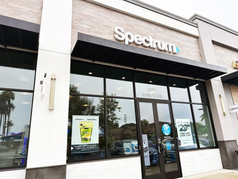 How I Lowered My Spectrum Bill By Over $100 - JohnnyJet.com
