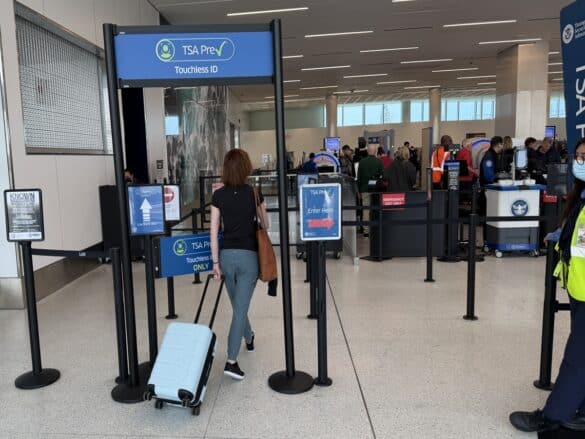 Skip Airport Security Lines Faster: TSA Touchless ID Is Expanding ...